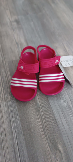 Adidas sandale