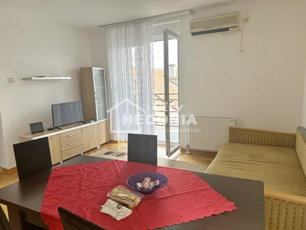 Novi Sad, 2.5, odlična lokacija, pogled, useljiv ID#9409 129.900 €