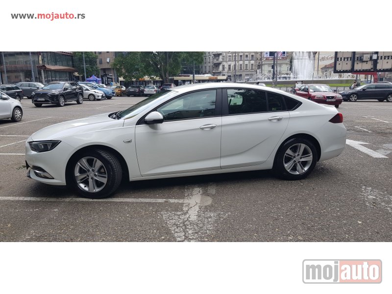 Opel Insignia EDITION B15XFT