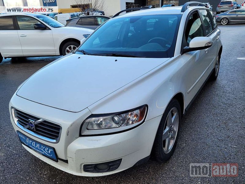 Volvo V50 2.0