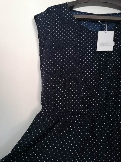 Novo! C&A polkadot haljina M