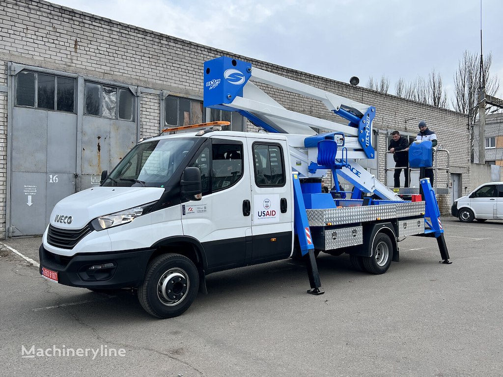 Nova Socage DA324 na shassi IVECO Daily 60C16H3.0D auto dizalica s korpom