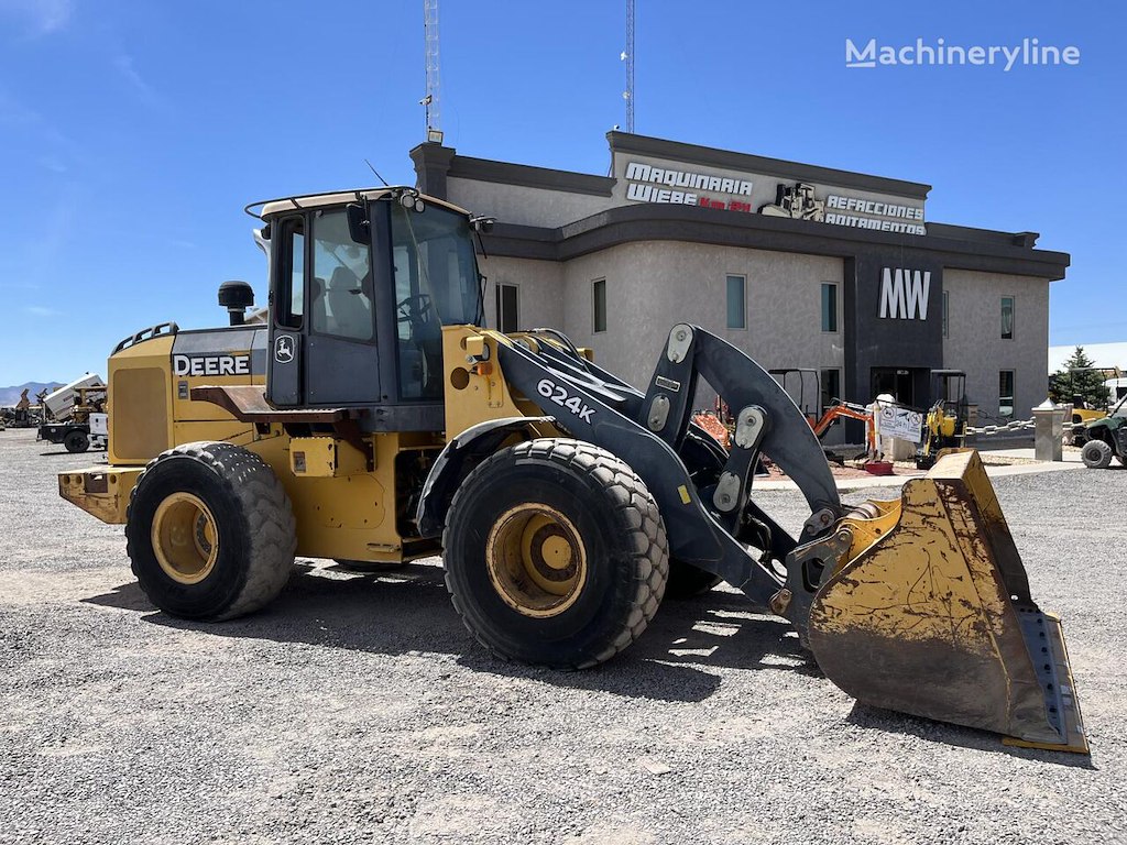 John Deere 624K prednji utovarivač