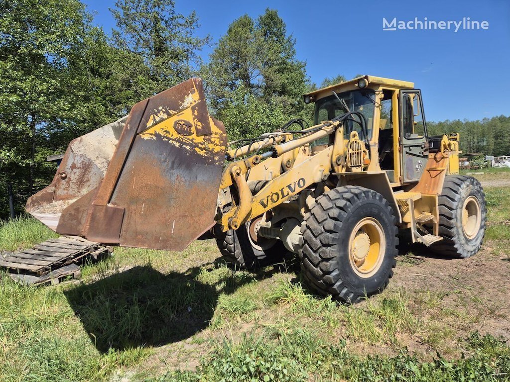 Volvo BM 4400 prednji utovarivač