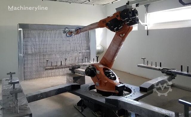 KUKA paint spraying device industrijski robot