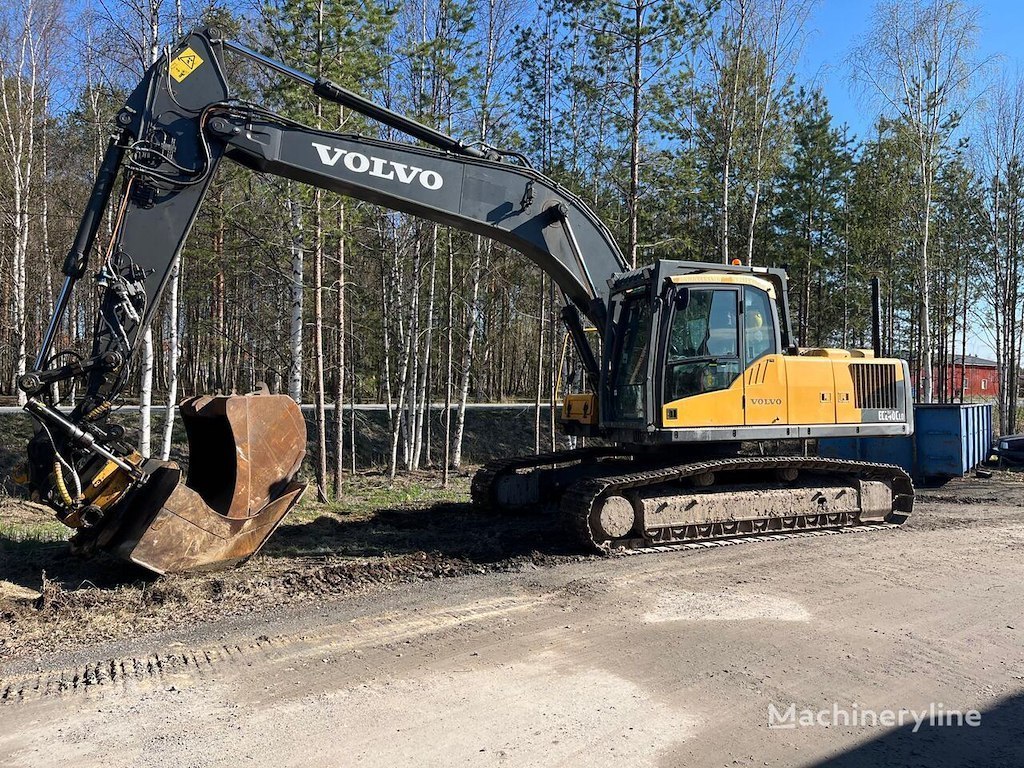 Volvo EC 240 CLd bager guseničar