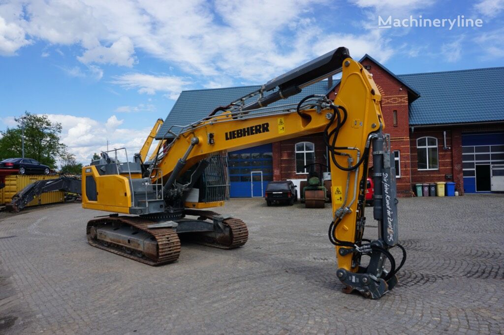 Liebherr R 930 NLC bager guseničar