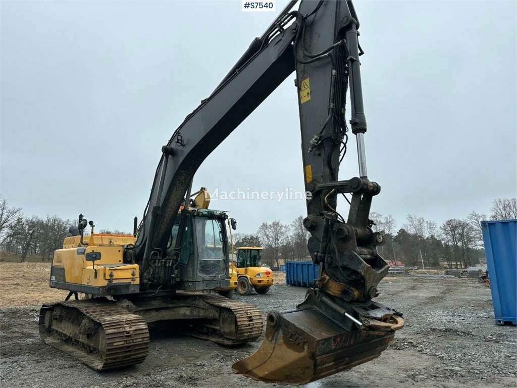 Volvo EC250DL Excavator with rotor, digging system and b bager guseničar