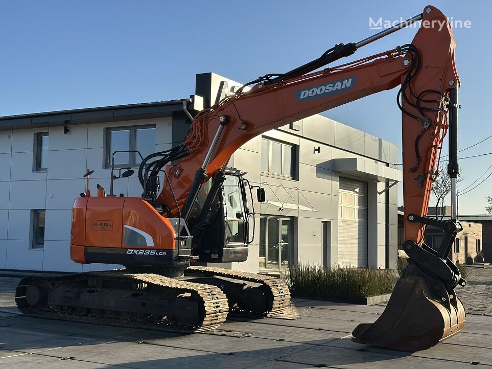 Doosan DX235LCR bager guseničar