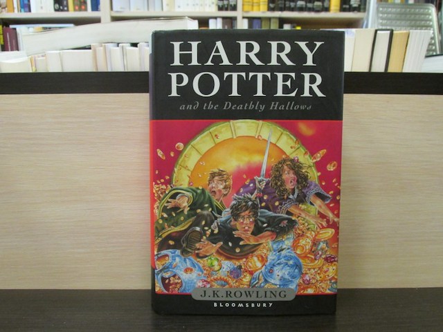 HARRY POTTER and the Deathly Hallows - J. K. Rowling