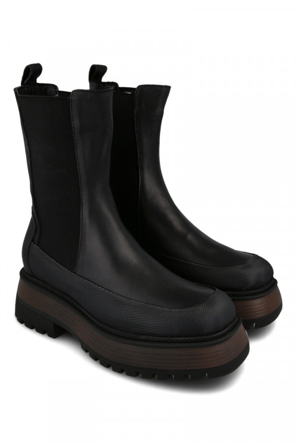 LADY BOOTS