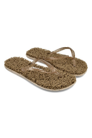 FLIP FLOPS
