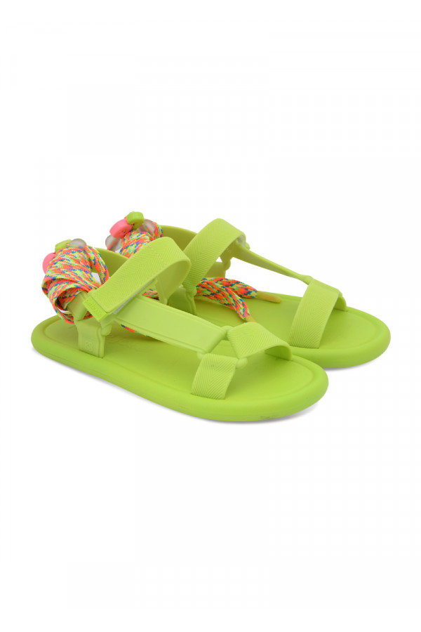 SANDAL