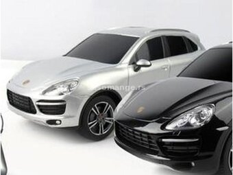 RASTAR RC Porsche Cayenne 1:24 (crni, beli)