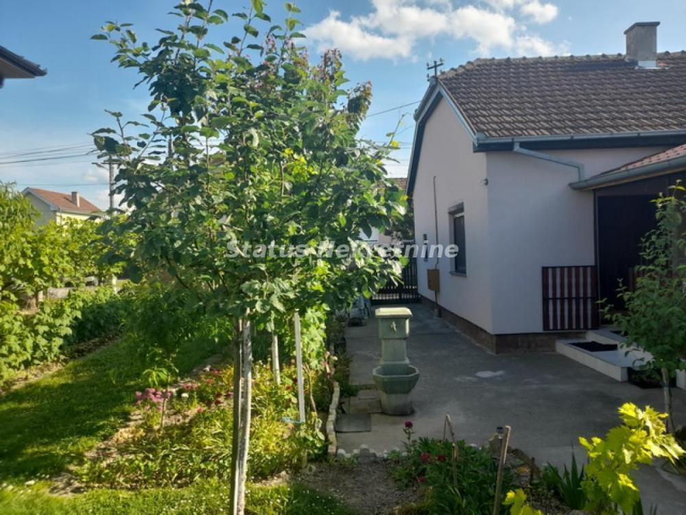 Kuća na prodaju, 100m2, 144.200€