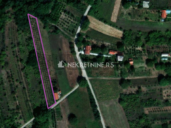 Na prodaju plac površine 2028 m2, vikend naselje Gornji Matejevac