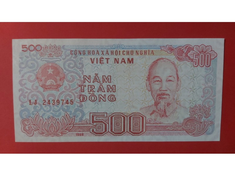 500 djong 1988 god Vijetnam UNC