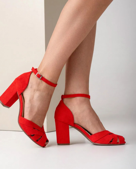 Ženske sandale na deblju štiklu S2557 crvene