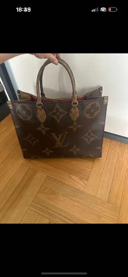 Torba Louis Vuitton kao nova