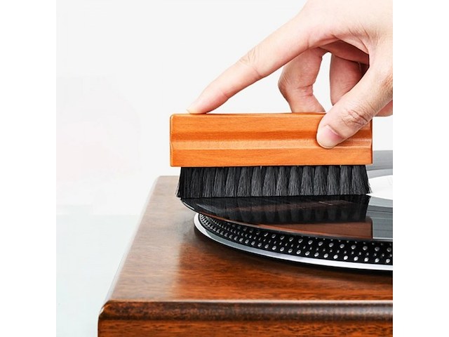 Četka za čišćenje gramofonskih ploča