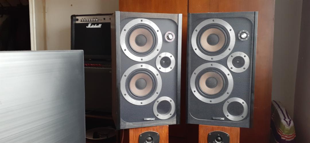 Wharfedale E30 - E.Thirty zvucnici
Beograd