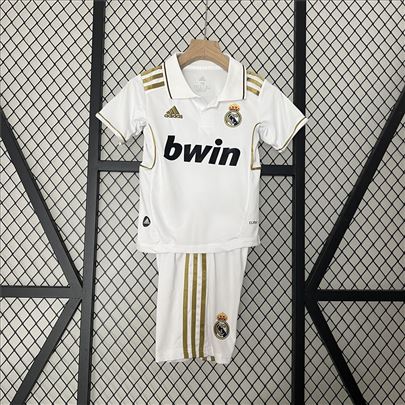 Real Madrid 2011/2012 domaći dres dečiji