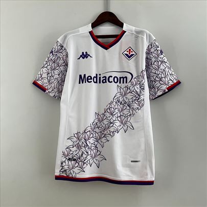 Fiorentina 2023/2024 gostujući dres