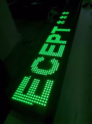 LED displej 102x38cm dvostrani