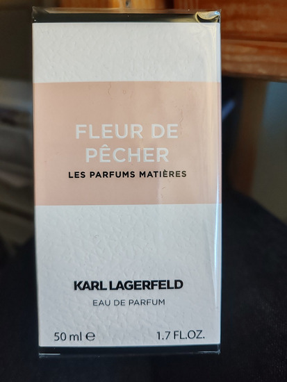 Karl Lagerfeld Fleur de pecher ženski parfem