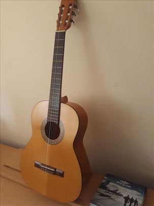 Klira Acoustic Classic gitara