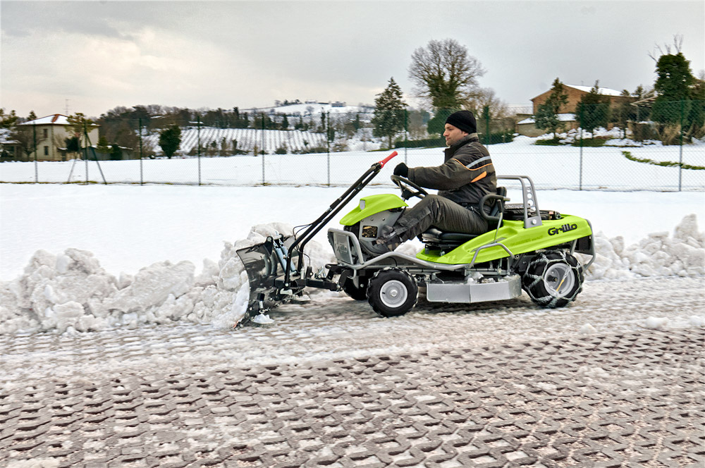 Climber 7.18 Grillo hidrostatski traktor sa blokadom diferencijala