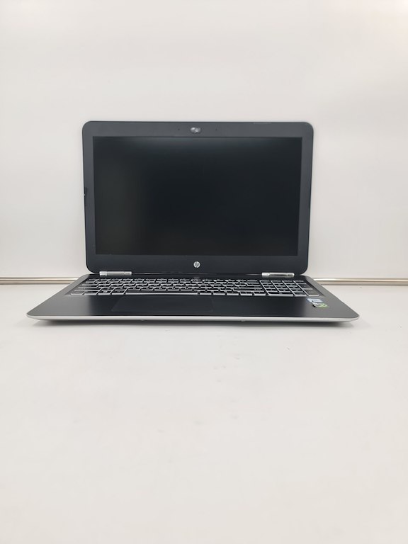 HP 15-BC008/i7-6700HQ/16gb/256ssd/NVidia 950MX/15.6FHD/5H