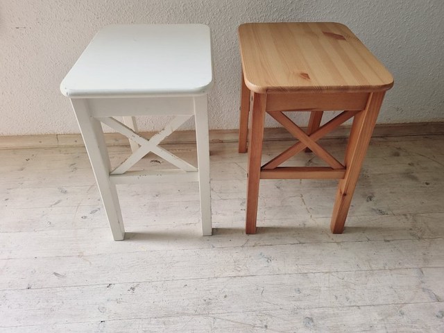 Dve Ikea Ingolf drvene stolice