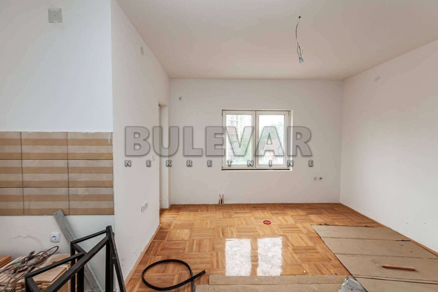 Dupleks stan u novogradnji u Panteleju, 3.5, 4. sprat, 76 m2