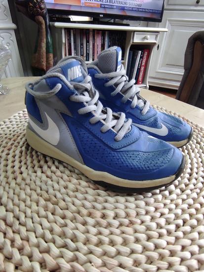 Nike patike za decake 30