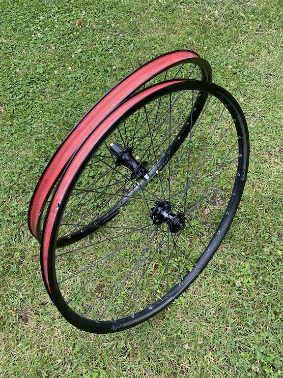 Točkovi 28-29", Specialized, 27mm, 15x100 12x148