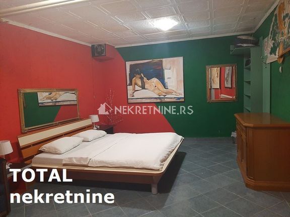 LOKAL NOVI SAD, 123600€