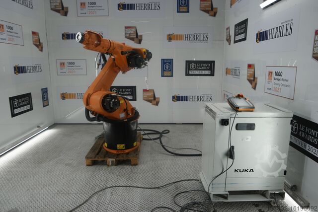 Industrijski robot
KUKA KR 30-3