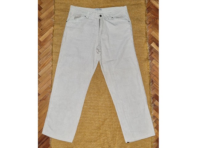 Bele Pamučne Pantalone