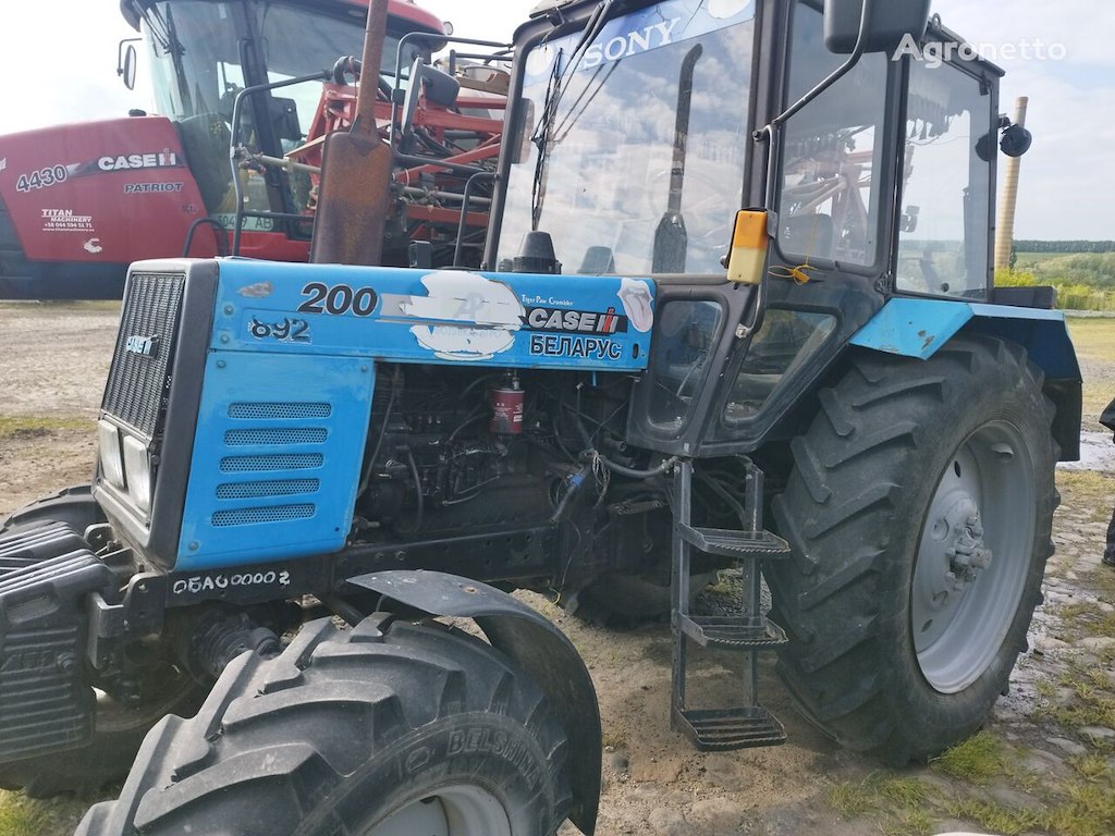 MTZ Belarus 892 traktor točkaš