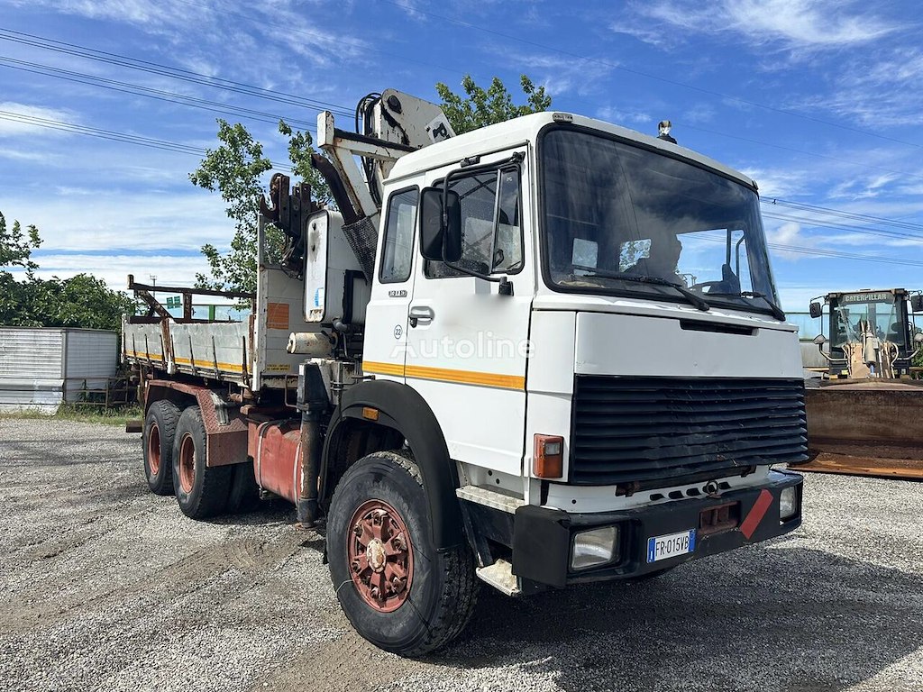 IVECO 330 26 kiper