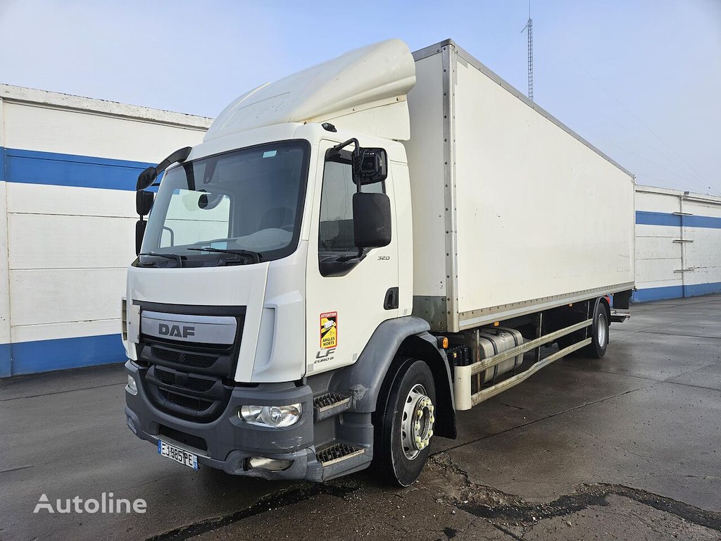 DAF LF 320 FA kamion furgon