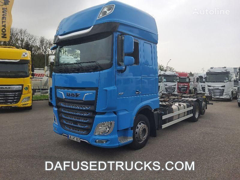 DAF FAN XF480 vozilo za prevoz kontejnera