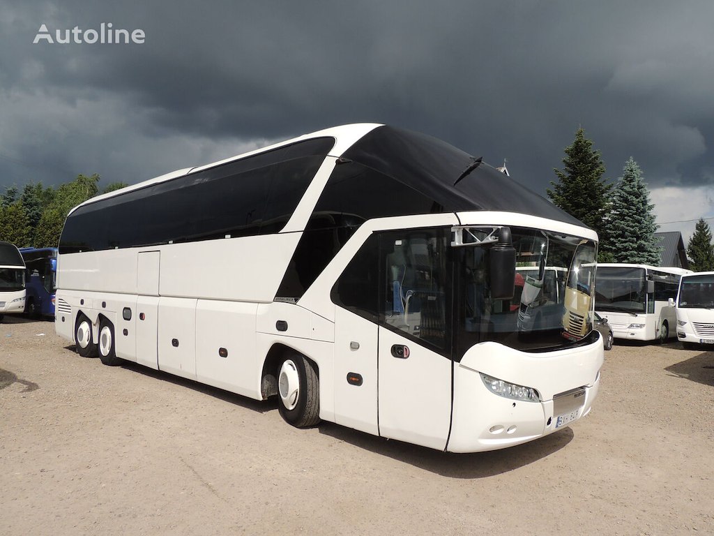 Neoplan STARLINER P11 turistički autobus