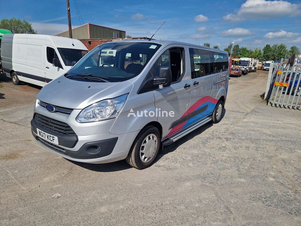 Ford Transit putnički minibus