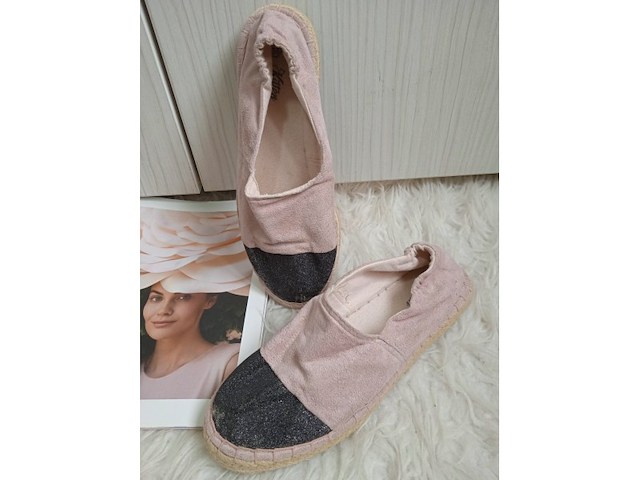 KITTEN ESPADRILE BROJ 38