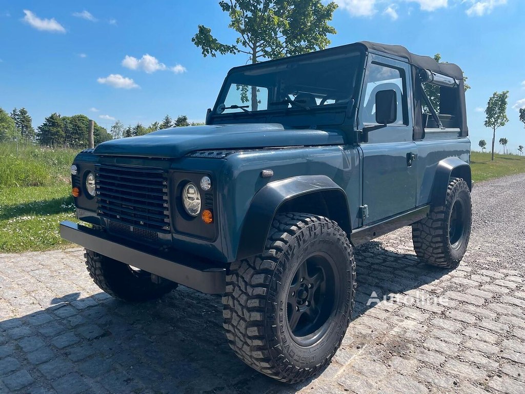 Land Rover Defender 90 Soft Top terenac