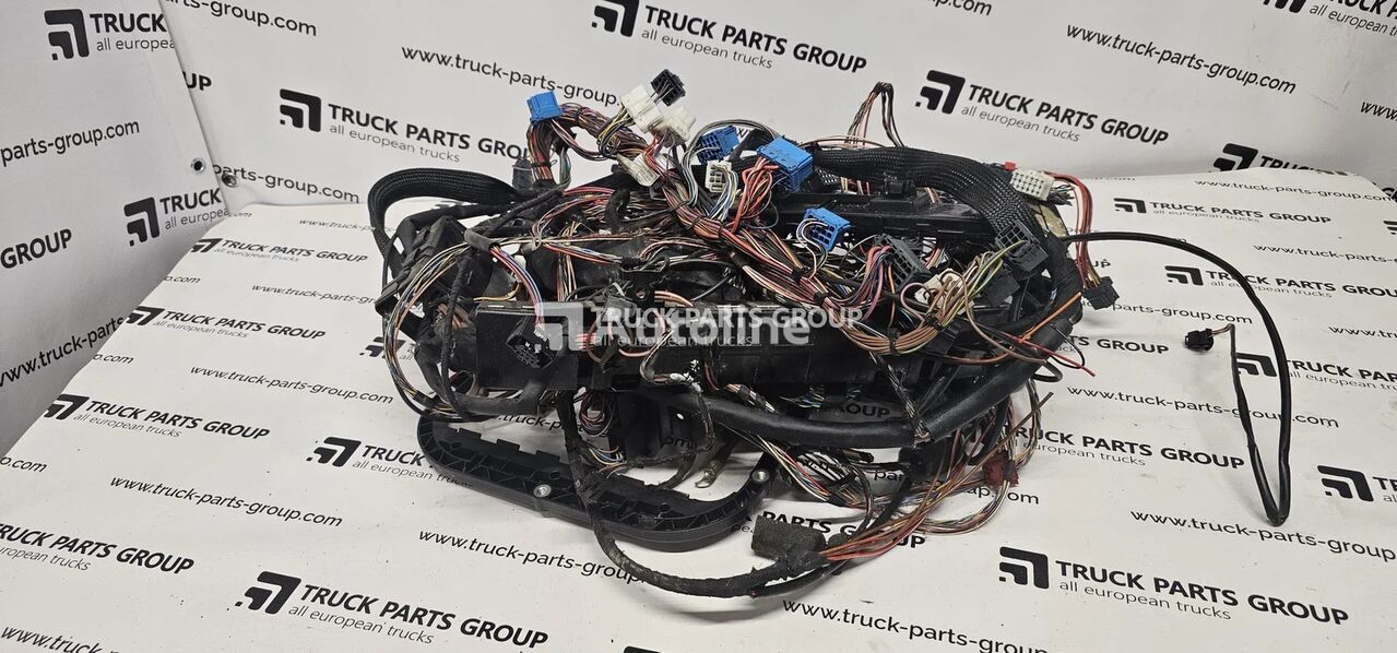 Mercedes-Benz Mercedes Actros MP4 cab cables set, wiring harness electric inst upravljačka jedinica za Mercedes-Benz Mercedes Actros MP4 cab cables set, wiring harness electric installation units,...