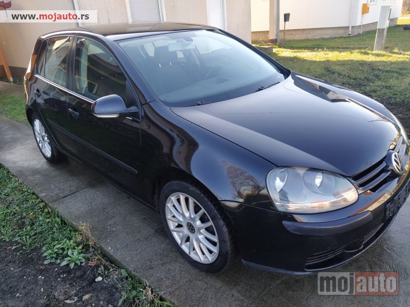 VW Golf 5 1.6