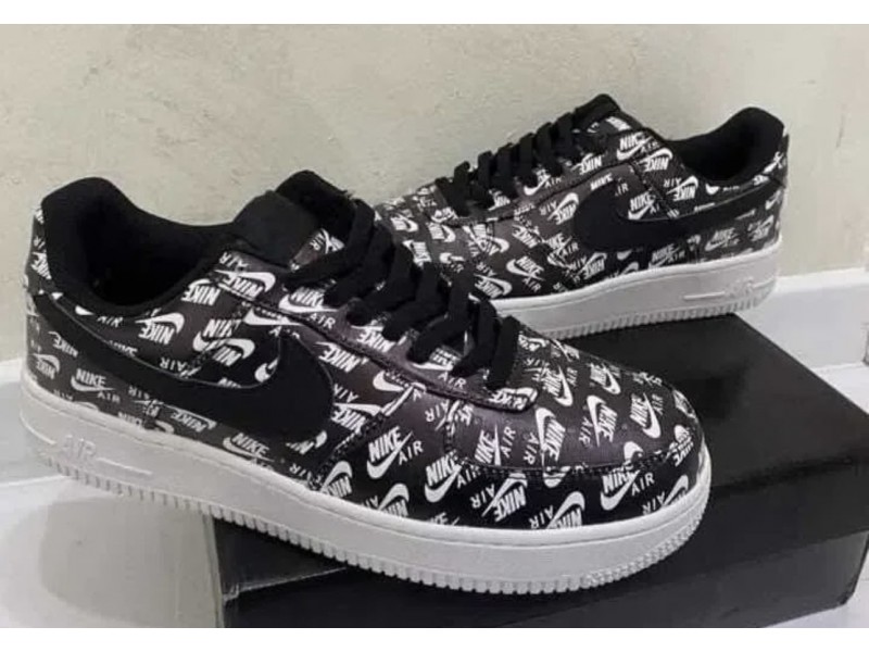 Nike air force 1 broj 42